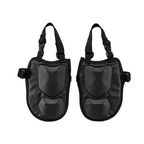 通常のシューズに取り付け可能、球審用シューズでなくても安心してジャッジできます。