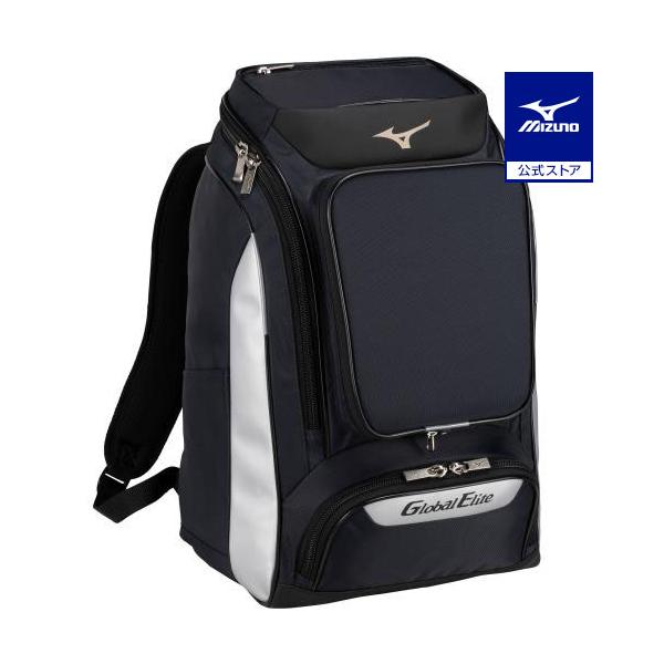 軽いナイロン素材採用の多機能バッグ。40Lでたっぷり荷物が収納可能なサイズに加え、再生ポリエステル使用のバックパック。