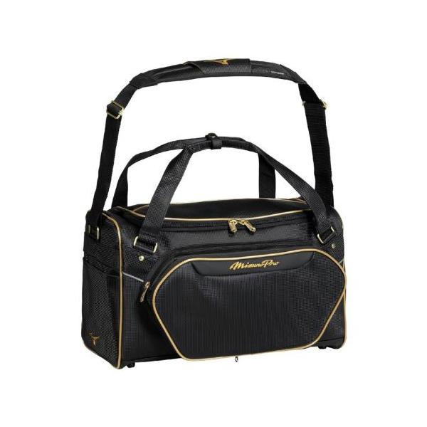 充実の小物ポケット、環境に優しい原着素材裏地