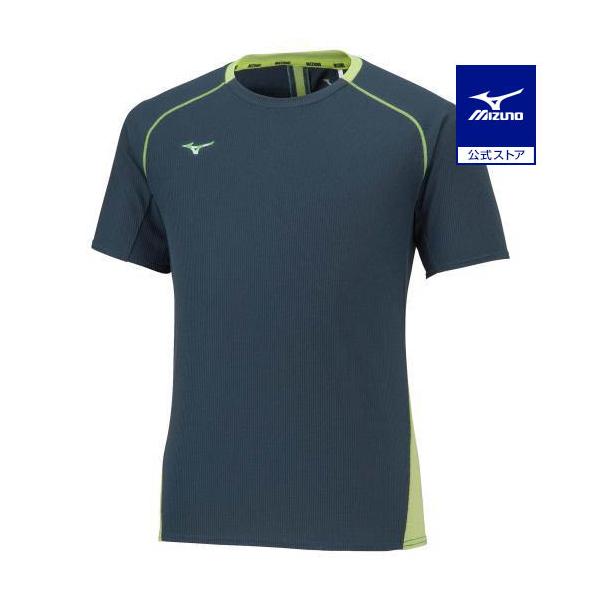 汗をかいて濡れた状態でも通気性をキープ。夏のトレーニングにも快適なドライエアロフローTシャツ。