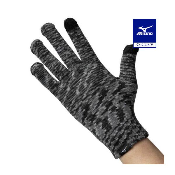 親指と人差し指は導電糸を使用したタッチパネル設計。良く伸びるストレッチ設計のため女性から手の大きな男性まで幅広いサイズに対応可能です。スポーツシーンはもちろん、普段使いも可能なマルチな手袋です。