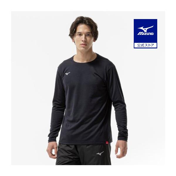 ブレスサーモが吸湿・発熱し、寒い外へも飛び出したくなる一着！アクティブな冬のトレーニングシーンをサポート。