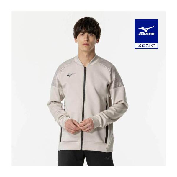 肌触りが良く快適で動きやすいストレッチスウェットジャケット。