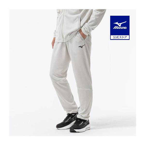 汗をかいた状態でも通気性を保ち身体の放熱性を高め運動時のパフォーマンスと快適性をキープ。肌面凹凸構造により肌離れの良さを実現したジャガード素材を使用。セットアップのトップスをお求めの方は、こちらをご確認ください。ドライエアロフロージャガード...