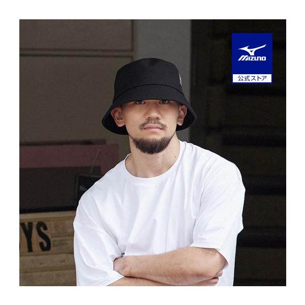 ミズノの機能性を都市型スポーツの舞台へ。「MIZUNO FREESTYLE」折柄のあるレピアにミズノマークをシリコンプリントしたネームを使用。