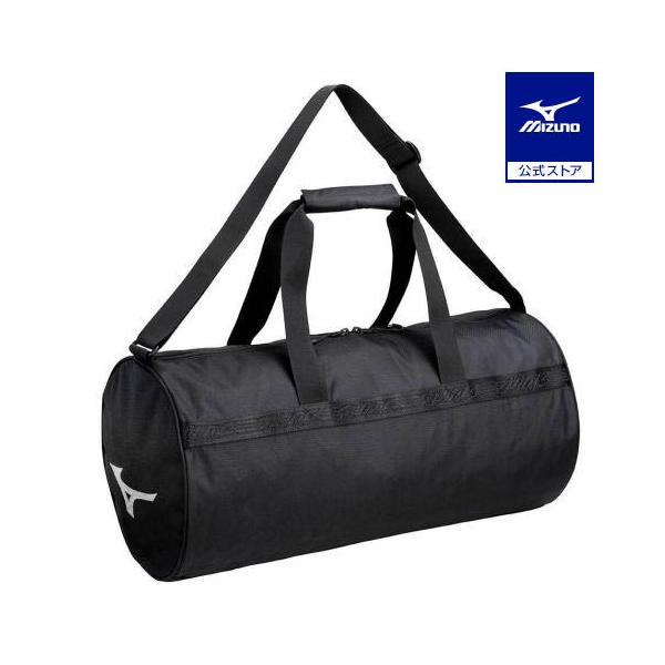 便利な3WAYバッグ、大容量の丸型ボストンベーシックカラーにシーズングラフィック新登場手持ち、背負い、肩掛けの3通りで使用可能※カラー93：プリント生地がランダムに裁断されるため、製品によってデザインが異なります。