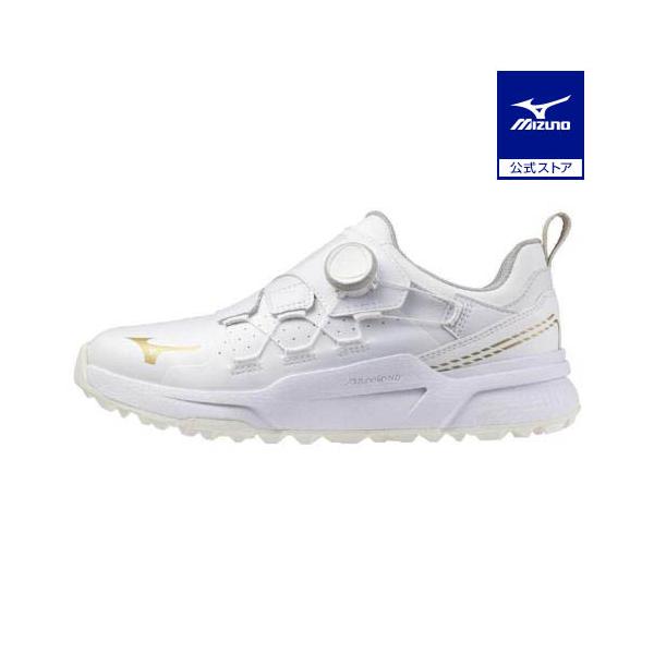 柔らかさ×フィット×高グリップ性グリップ性を追求したハザードが、ミッドソール全体にMIZUNO ENERZYを搭載してリニューアル。 ゴルフシューズ