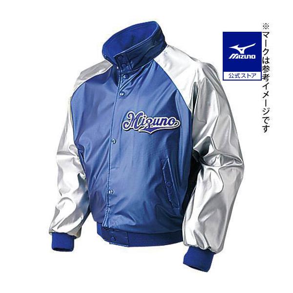 ジュニア用のグラウンドコートです。