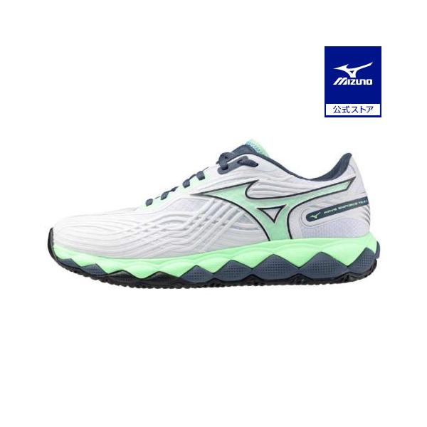 ベースライナーに向けた新TOURモデル。「試合の最後まで強いストロークを打ち続ける」を追求した設計。 テニスシューズ