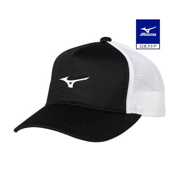 切替の入ったキャップ。