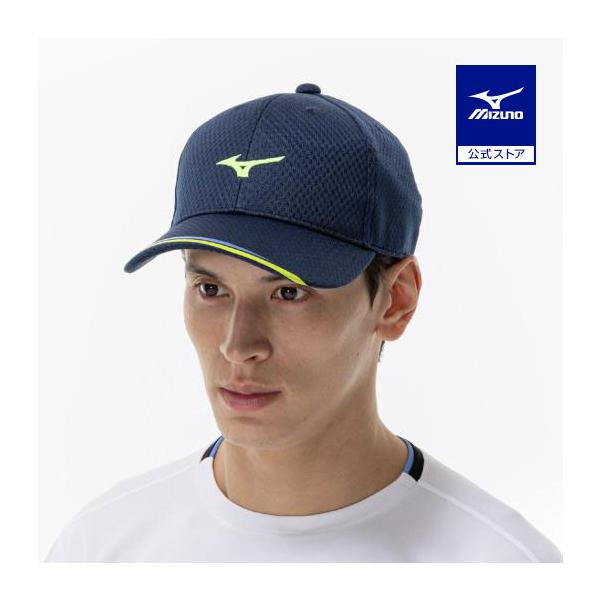 ゲームシャツとカラーを連動させたキャップ。