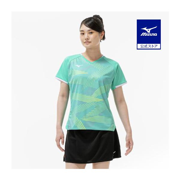 吸汗速乾性を備えたグラフィックゲームシャツ。