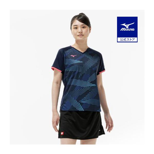 吸汗速乾性を備えたグラフィックゲームシャツ。