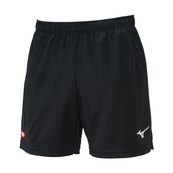 ニット素材使用のゲームパンツです。