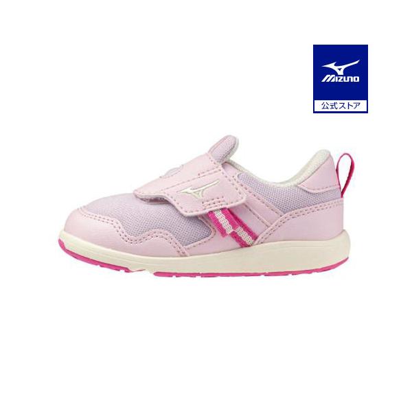 もっと遊ぼう、もっと動こう！圧倒的な履かせやすさを追求した、特許取得のピットイン構造。