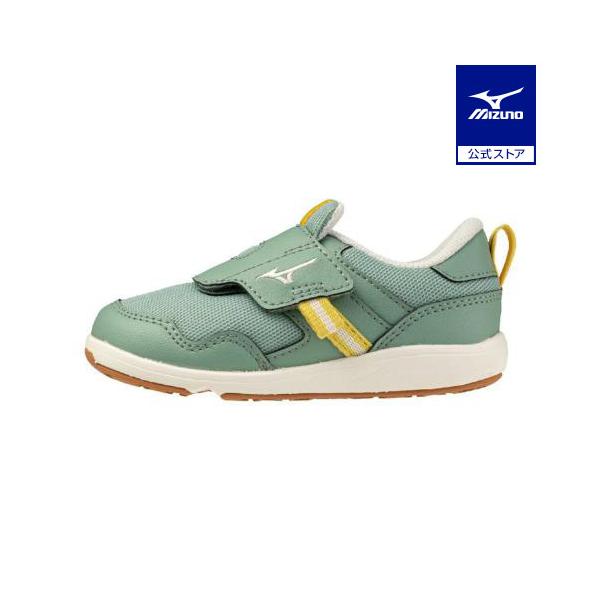 もっと遊ぼう、もっと動こう！圧倒的な履かせやすさを追求した、特許取得のピットイン構造。