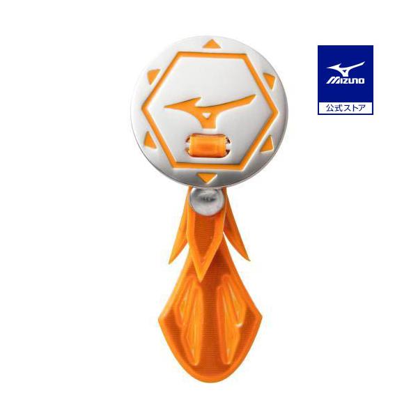 グラウンドでよく目立ち、拾い上げやすいリボンつきマーカー