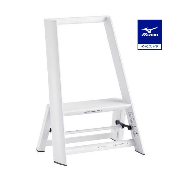 階段と同じ高さを昇って降りるだけ、踏み台昇降運動ができるステッパー！脚立としても活躍！ルカーノフラージュを使えば太ももの運動効果はウォーキングよりもトレーニング効果大！数々のデザイン賞を受賞したルカーノとのコラボレートしました！トレーニング...