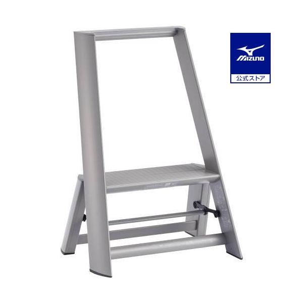 階段と同じ高さを昇って降りるだけ、踏み台昇降運動ができるステッパー！脚立としても活躍！ルカーノフラージュを使えば太ももの運動効果はウォーキングよりもトレーニング効果大！数々のデザイン賞を受賞したルカーノとのコラボレートしました！トレーニング...