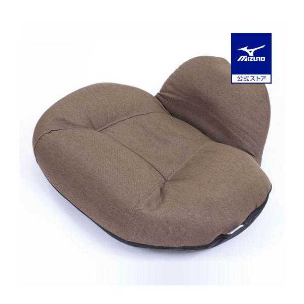 座ってもたれるだけ、腹直筋に集中アプローチ。30秒もたれるだけで腹筋5回分の運動量に！腹筋プルレは動かない腹筋運動！インテリアとしていつもリビングに置いておけるから、お片づけしなくてもOK！腰痛もぽっこりお腹も便秘も、腹直筋の衰えが一因。座...