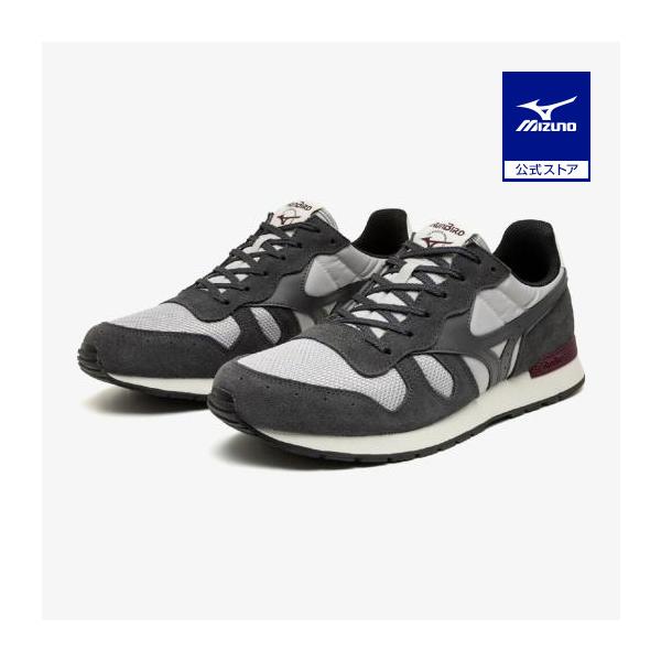 1987年に生まれたランニングシューズの礎を築いた「AIR MEDAL SX」を復刻したモデル。