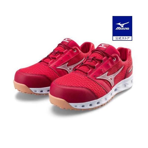 独自のソール構造とアッパーの大胆なメッシュによる、通気に特化したワークシューズ