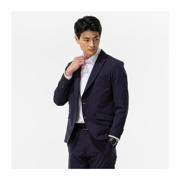 タテヨコに伸びる2WAYストレッチ生地とダイナモーションフィットで動きやすいジャケット。（F2JFB195）パンツタイプはこちら