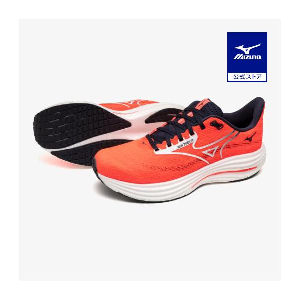 着地から蹴り出しまでスムーズな体重移動による快適な走行感。これからランニングを始める方、走力向上のためのジョグやレースにも幅広く対応。前作からクッション性と反発性を向上。 ランニングシューズ