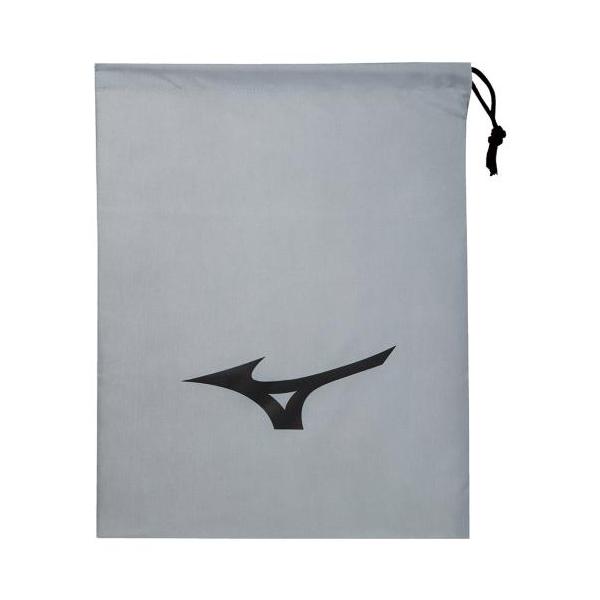 ランバードロゴが入ったシューズバッグ。