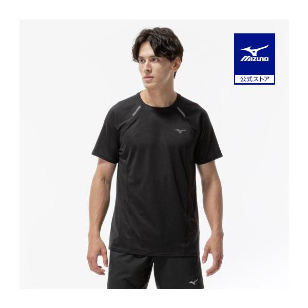 高通気素材ドライエアロフローを採用したTシャツで 汗をかく時期も快適に。