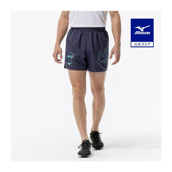 動き易い股下14cmのBOX型パンツ。