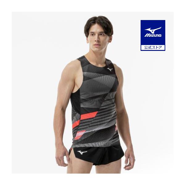 ドライエアロフロー素材を採用し、汗に濡れた時の通気性に優れた動き易く快適なレーシングシャツ。MTC着用モデル。