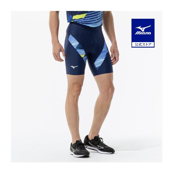 シーズンモチーフのプリント入りのハーフタイツ。MTC着用モデル。