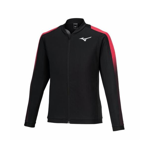 柔らかな風合いで動きやすいウォームアップシャツ