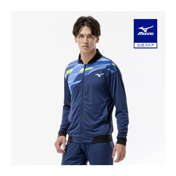 柔らかな風合いで動きやすいウォームアップシャツ。MTC着用モデル。