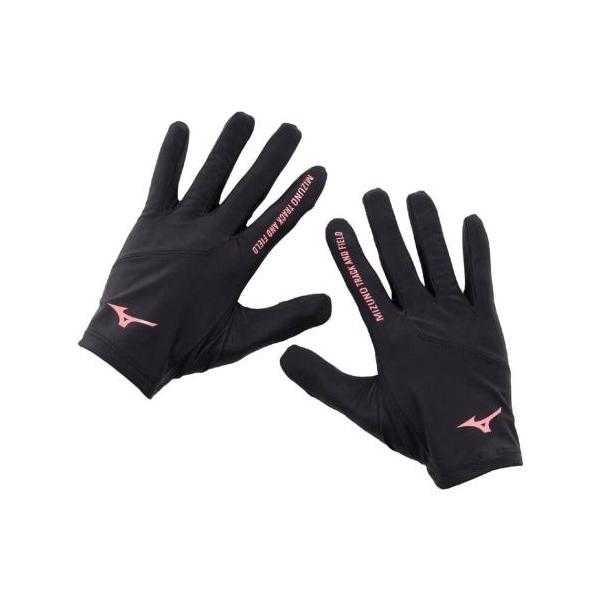 冬の冷たい風から手指を保護するグローブ