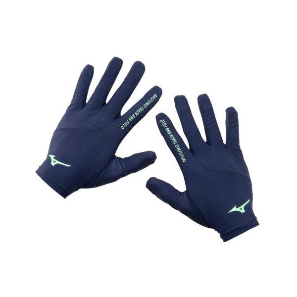 冬の冷たい風から手指を保護するグローブ