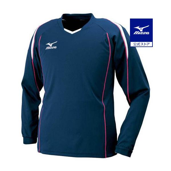 チームで揃えられる長袖プラクティスシャツ。