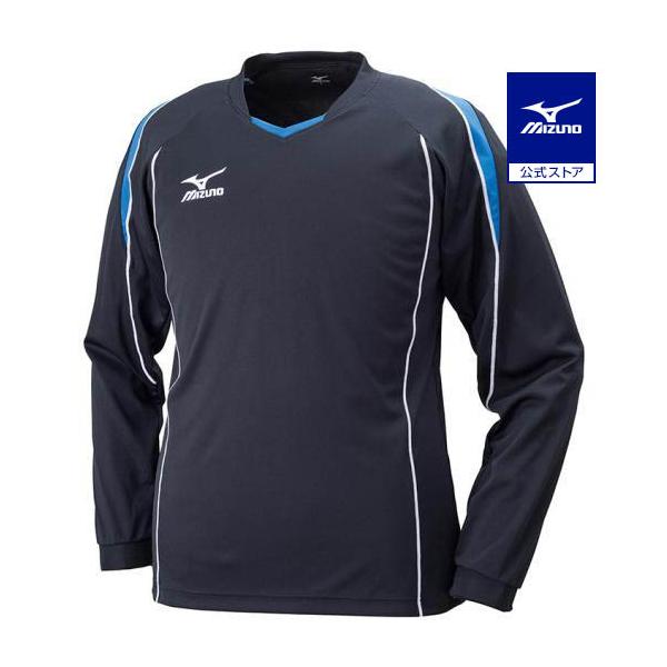 チームで揃えられる長袖プラクティスシャツ。