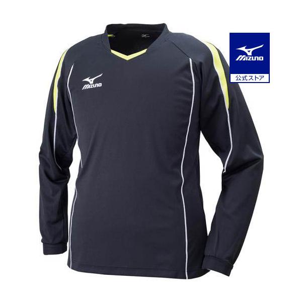 チームで揃えられる長袖プラクティスシャツ。