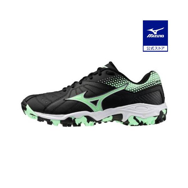 アウトコートで誰よりも目立つ、待望のカラーモデル。