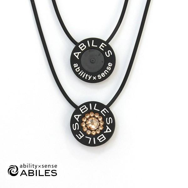 多くのアスリートが愛用し、人間本来の能力に働きかける、最先端のテクノロジー『ABILES pro』とコラボレーション。体内に流れる微弱な生態電流に働きかける一般医療機器『BLACK EYE』こりや痛みをとるだけでなく本来の力を思う存分発揮で...