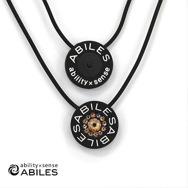 多くのアスリートが愛用し、人間本来の能力に働きかける、最先端のテクノロジー『ABILES pro』とコラボレーション。体内に流れる微弱な生態電流に働きかける一般医療機器『BLACK EYE』こりや痛みをとるだけでなく本来の力を思う存分発揮で...