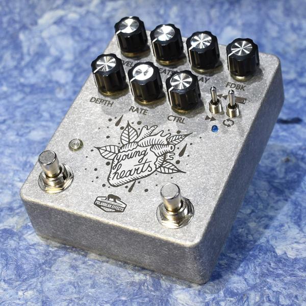 PT2399を使用したVCRインスパイアのペダルです。