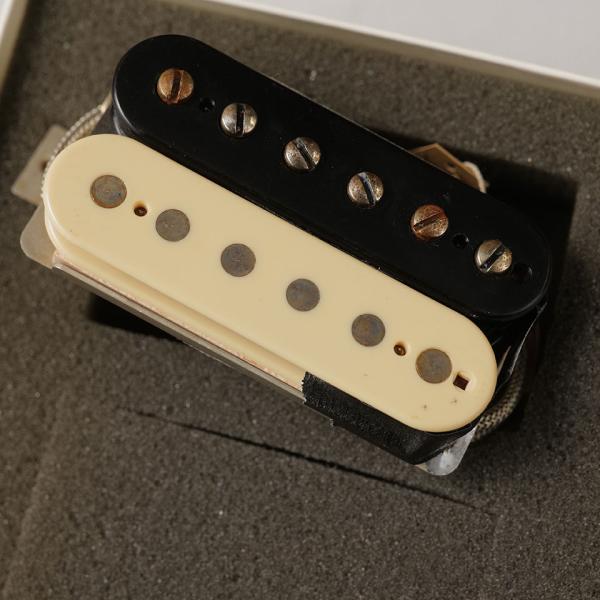 ロングマグネットを採用し、ルックスのみならずサウンドも本物を追求！Gibson Les Paul SG ES-335等などのリプレイスメントに。