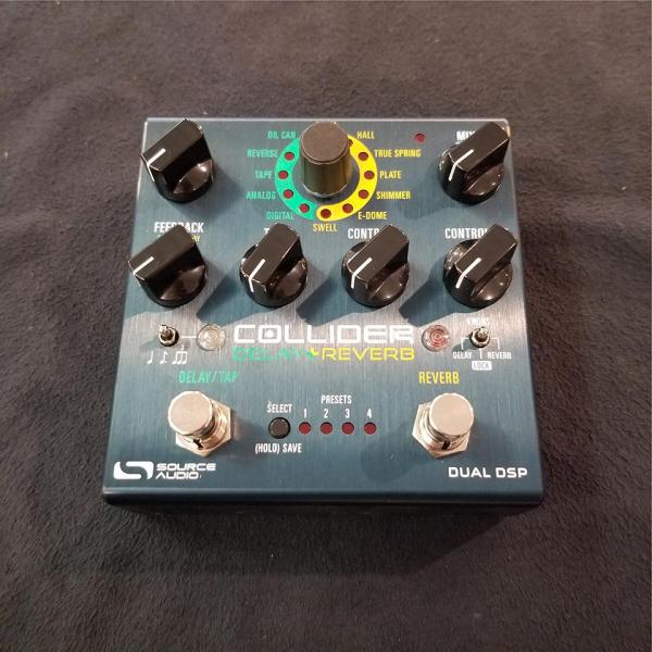 厳選された12種類の高品位ディレイ、リバーブを独立コントロールするデュアルDSPが、極上の音響空間を創り出すユニット。