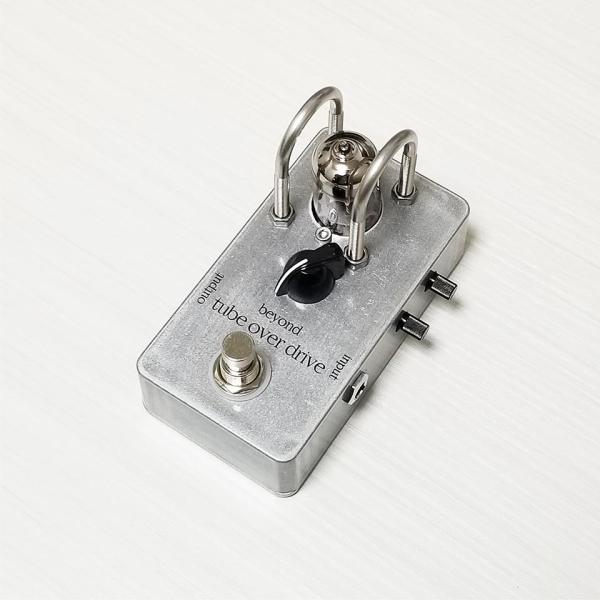 12AU7真空管を使用したブースターやバッファーで大人気のBeyondシリーズにオーバードライブが登場！