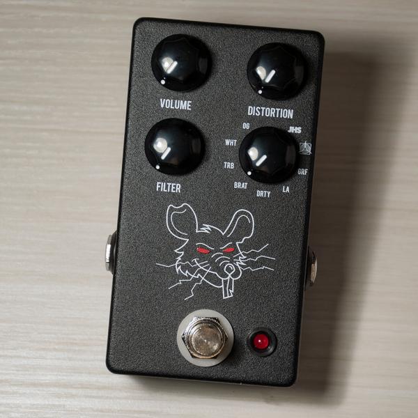 Muffuletta、Bonsaiに続くアーカイブシリーズ。ターゲットは歴代RAT系ペダルの名機を集約した1台です！