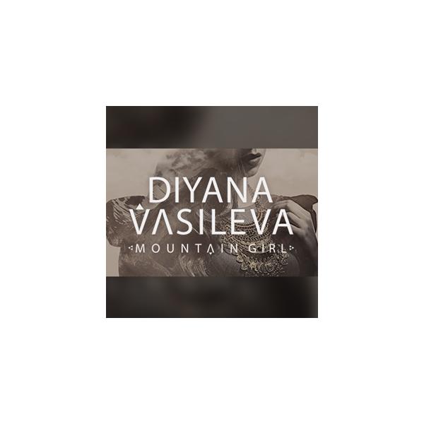 ブルガリアのエスニックな女性ソロボーカルのフレーズを多数収録