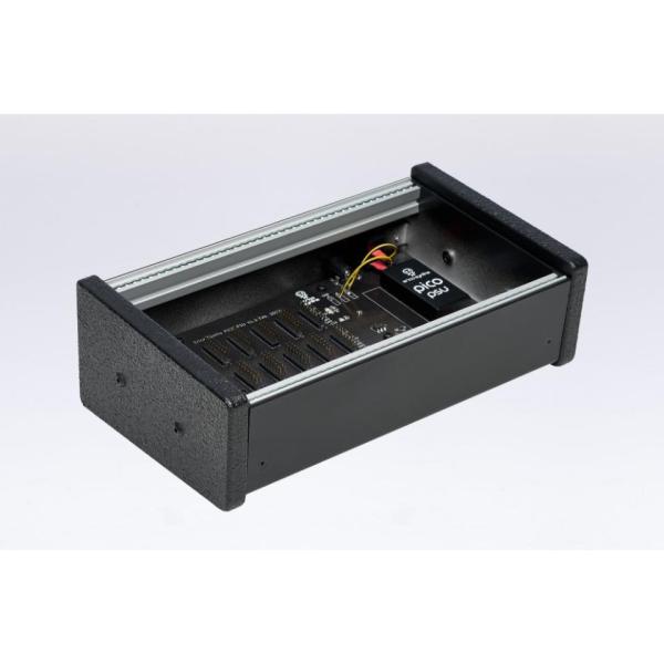 電源付きの42HPユーロラックケース